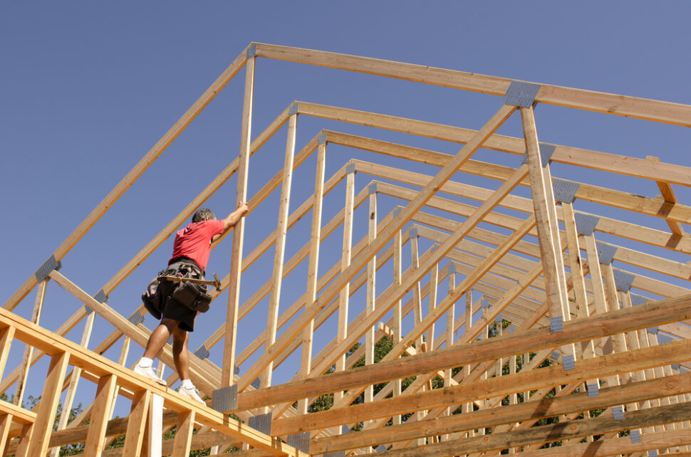 Explore 10 Common Roof Truss Designs & Their Applications