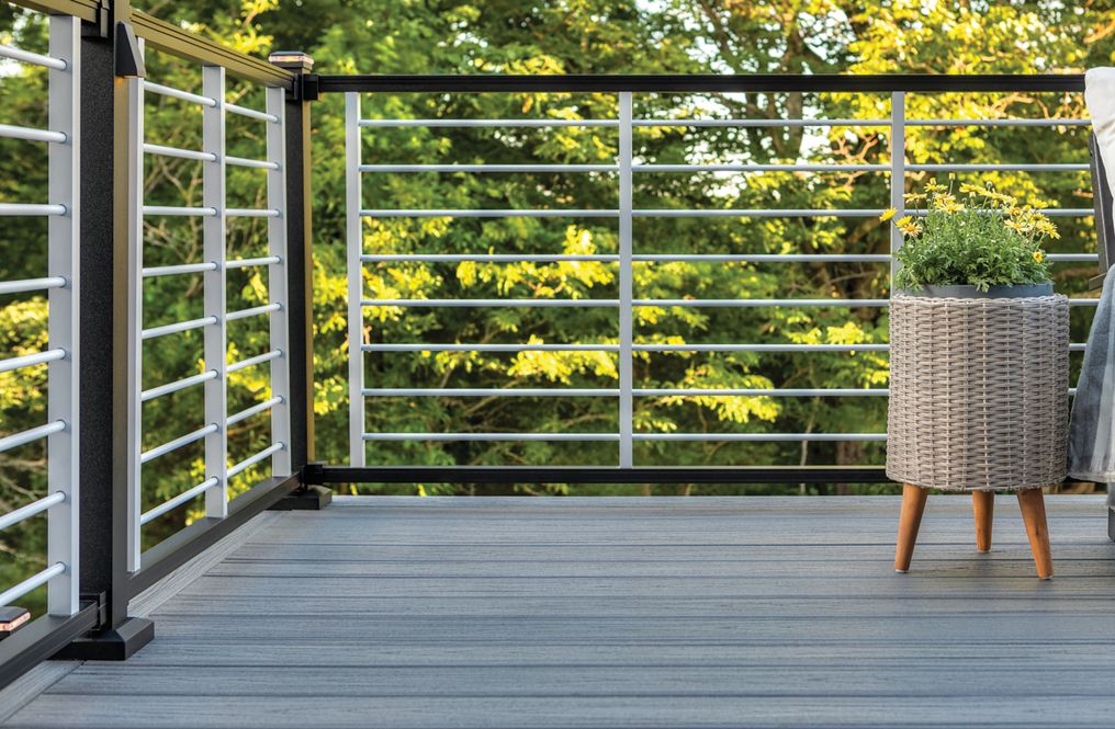 The 3 Types of Trex Deck Railing - Standard Companies